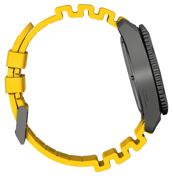 Victorinox Swiss Army Dive Pro Gray Titanium Black Dial Yellow Rubber